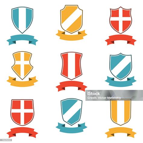 리본 아이콘이 설정된 방패입니다 다른 방패 모양 컬렉션입니다 헤럴드 로얄 디자인 벡터 그림입니다 개체 그룹에 대한 스톡 벡터