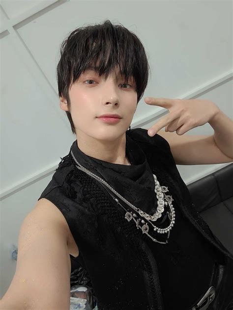 ⊹٭ai٭⊹•꧂ On Twitter Rt Txt Members 🐧