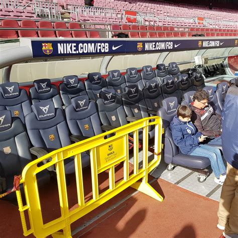 캄프 누 경기장 투어 사진들 경기직관x 음식 여행 에펨코리아