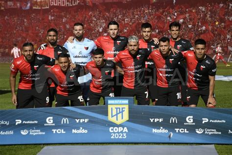 ¡se Quiere Quedar Descendió Con ColÓn Y Ahora Se Bajará El Sueldo Para