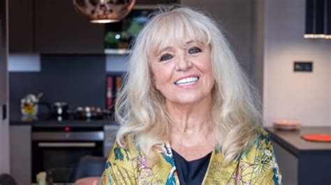 Csepregi Éva Elárulta Fiatalságának Titkát