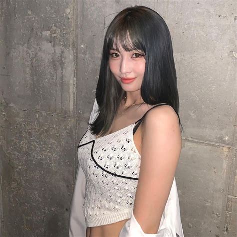 Momo R Twice Fap