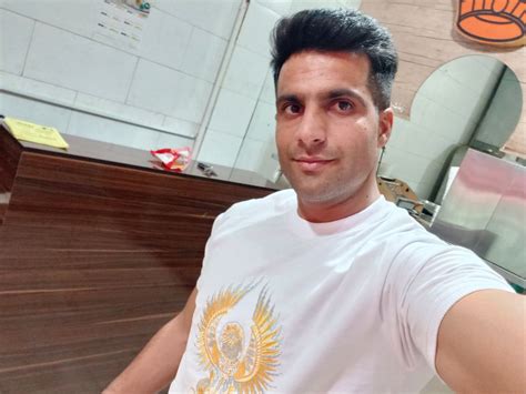 حسین محمدی بردبریسیروس ویرگول