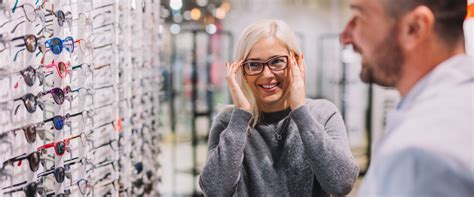 Optical Assistant Careers In Eyecare