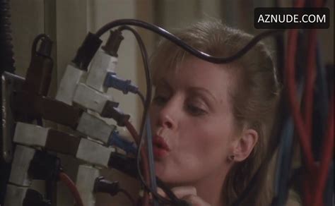 Julia Louis Dreyfus Underwear Scene In Christmas Vacation AZNude