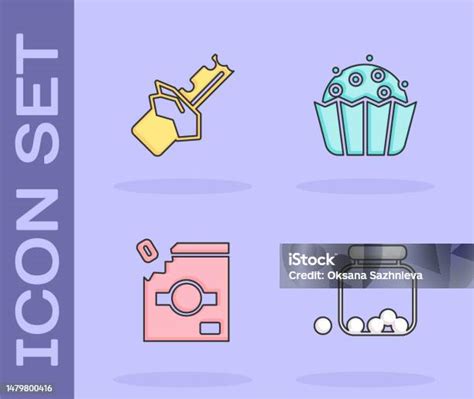 안에 사탕이 들어있는 유리 항아리 물린 초콜릿 바 과자 용 사탕 포장 및 컵 케이크 아이콘을 설정합니다 벡터 가득 찬에 대한