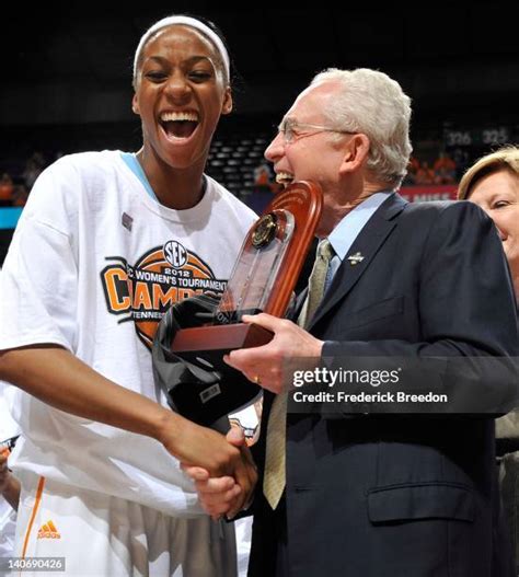 1575 Glory Johnson Photos And High Res Pictures Getty Images