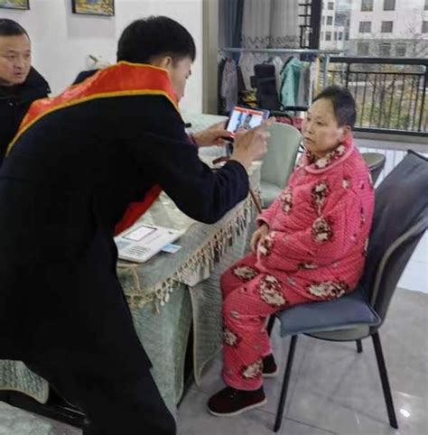 工行兴泰支行：上门为群众解决社保卡难题 兴义