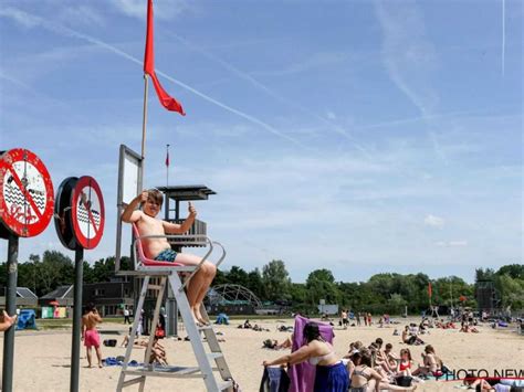Moeder Trekt Aan Alarmbel Nadat Dochter Naar Recreatiedomein Trekt Ze