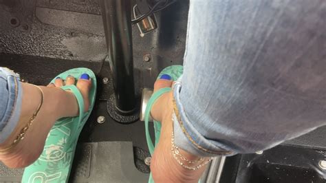 Mimi Footnip — My New Willys Cj5
