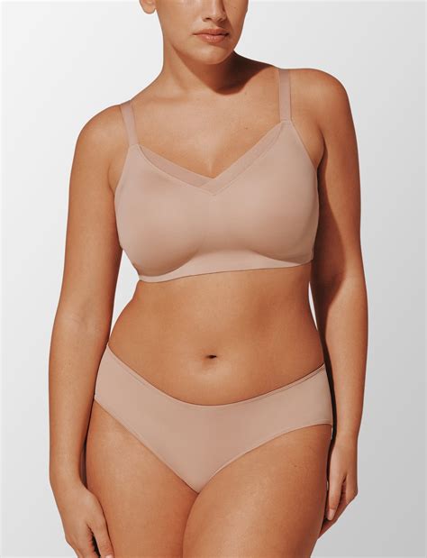 Comfortable And Supportive Dd Bras Best Bras For Double D Breasts