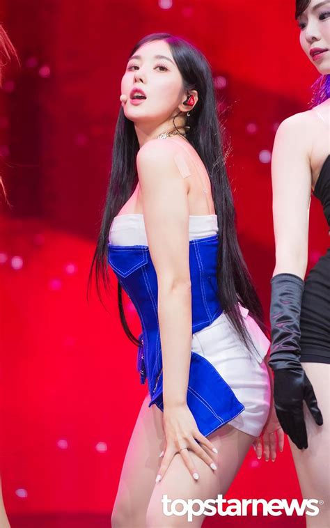 권은비 ‘루비에게는 너무 치명적인 퍼포먼스 The Flash 쇼케이스 [hd포토] 최규석 기자 톱스타뉴스