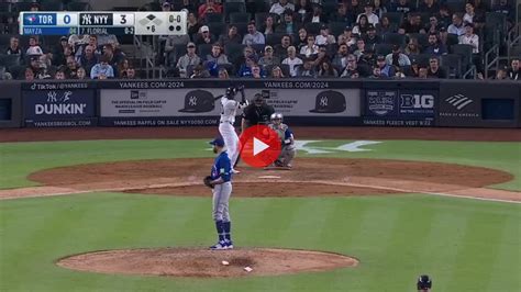 플로리얼 시즌 첫 2루타 야구 에펨코리아