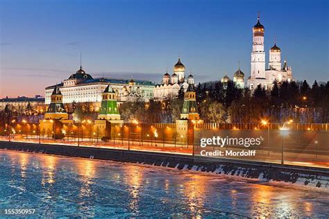 Moscow Kremlin At Night Photos And Premium High Res Pictures Getty Images