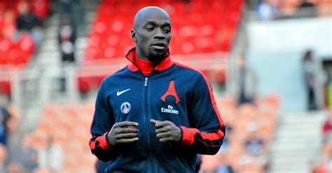 Former Chelsea And Real Madrid Midfielder Claude Makelele Warming Up