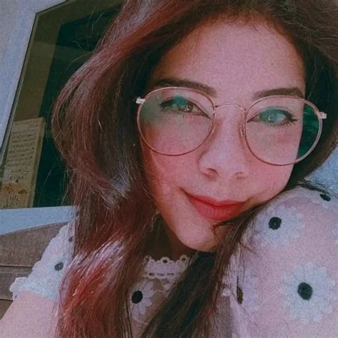 A H Beba Threads Say More