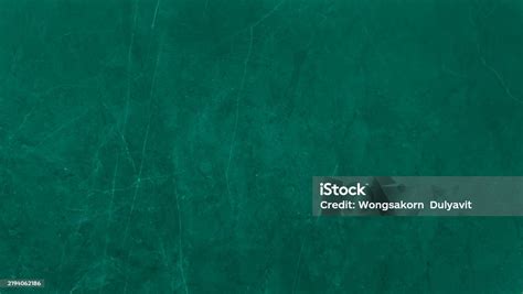 이 이미지는 음영과 복잡한 결맥의 미묘한 변화가 있는 녹색 대리석 질감을 보여줍니다 0명에 대한 스톡 사진 및 기타 이미지 0명 건축 고전 양식 Istock