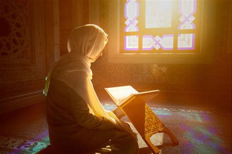 Can A Woman Read Quran Loudly About Islam