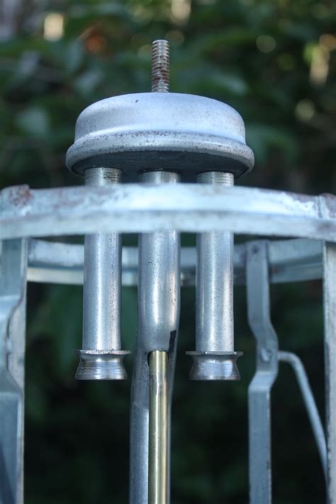 Coleman Lantern 220k And Clamshell Case 1982