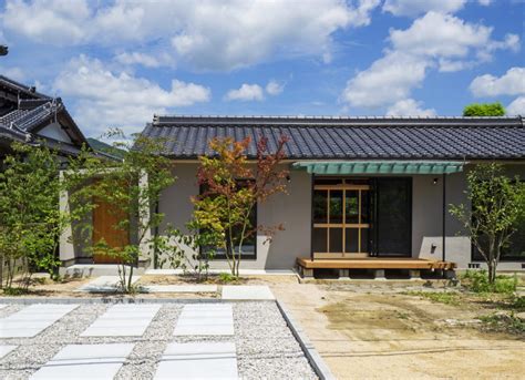 リノベ済中古物件 庭を楽しむミニマムな平屋 株式会社idworks