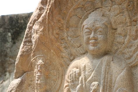 배운대로 읊조렸지만 역시나 부족한 백제의 미소