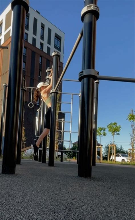 Спорт здоровый образ жизни спортивная девушка Sport Main Page Maine