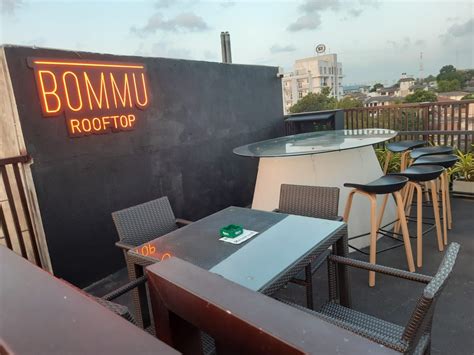 මැරෙ මැරෙන්න කලින් ලංකාවේ ඔබ යායුතුම Hotels And Restaurants