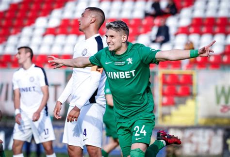 Ботев Враца спечели опашкарското дерби срещу Етър Велико Търново снимки