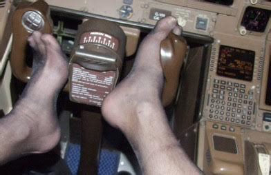 British Airways Pilot Suspended For Allegedly Taking Cockpit Sex Selfies While Flying At Feet