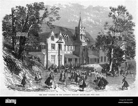 Mädchen Im Spiel Im Lawrence Military Asylum In Sanawar In Der Nähe