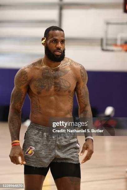 Lebron James Practice Photos And Premium High Res Pictures Getty Images