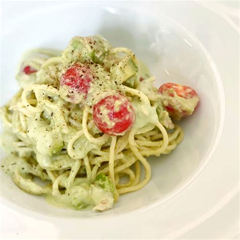 アボカドとツナの冷製パスタ バイタミックス（vitamix）