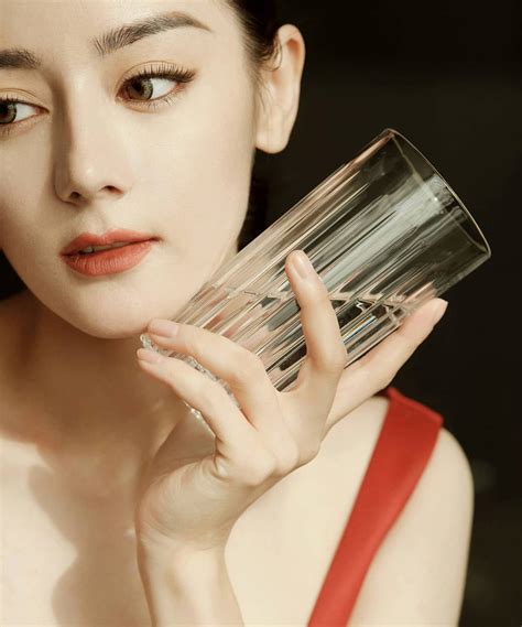 ตี๋ลี่เร่อปา สวยดุจรูปปั้น 1 Set