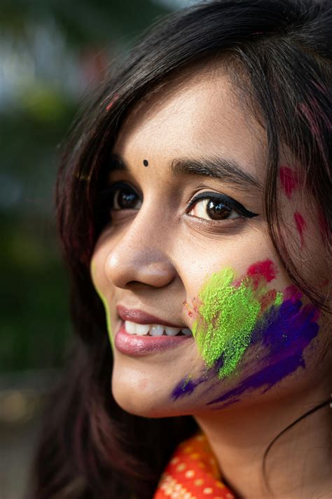 거룩한 축제 거리 사진 거리 초상화 굴랄 귀걸이 기쁨 남아시아 남쪽 아시아 다채로운 문화 유산 문화적 문화적