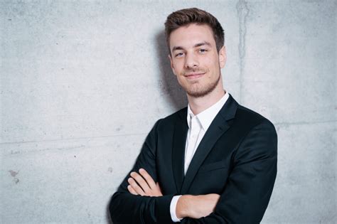 Fondation Vuitton La Voix Singulière Du Pianiste Dominic Chamot