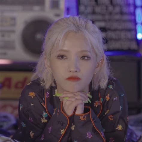 Gidle头像漫画 千图网