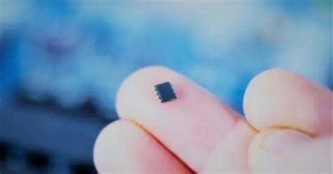 Nanoscale Transistors May Make Electronics More Effective Assignment