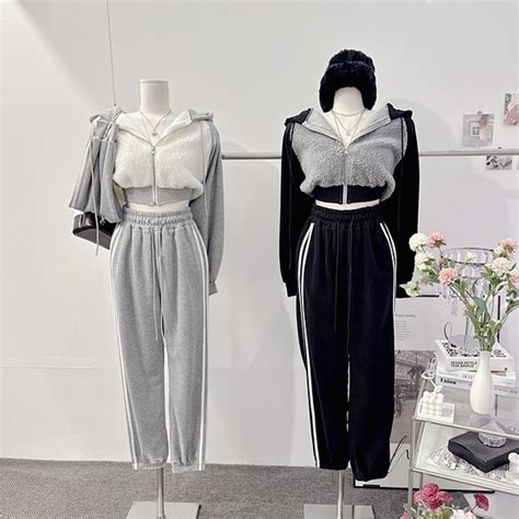 이프유마인 후드집업팬츠set꾸안꾸룩 봄 누누 기모 후리스 플리스 양털 뽀글이 퍼 트랙 라인 배색 오버핏 슬림핏 크롭 후드 집업 밴딩 조거 팬츠 투피스 트레이닝