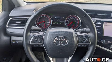 იყიდება Toyota Camry 2 5 2018 განუბაჟებელი