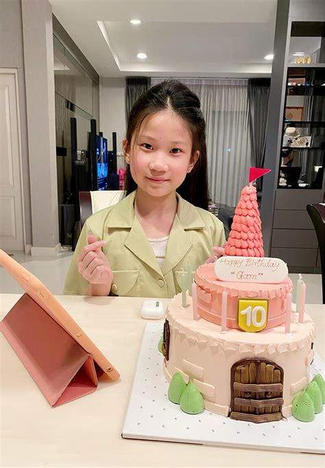 รู้แล้ว ทำไม เด็ก Edufirst เก่งภาษาอังกฤษ ขนาดนี้ รีวิว น้องแก้ม เรียน โรงเรียนสอนภาษาอังกฤษ