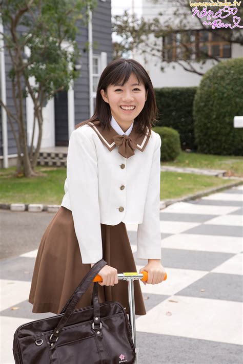 R 葉月らん 七緒らん 萝莉写真集 偶像俱樂部 Powered By Discuz