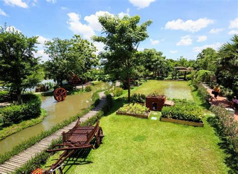 ศูนย์การเรียนรู้เศรษฐกิจพอเพียงบ้านของพ่อ Go Out ไปเที่ยวกันเถอะ