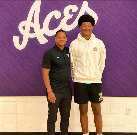 Evansville Basketball Ue Offers Middle School Recruit Jaylan Mitchell