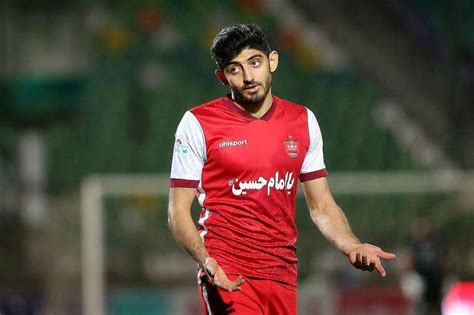 اصرار همسر مهدی ترابی برای بازگشت ستاره تراکتور به پرسپولیس ستاره