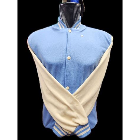 Jual Varsity Biru Langit Krem Muda Baseball Kancing Shopee Indonesia