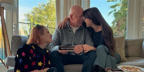 Μπρους Γουίλις Η τρυφερή ανάρτηση από τις κόρες του «Ο καλύτερος μπαμπάς του κόσμου [εικόνες]