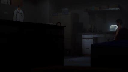 Ada Wong Gets Trapped