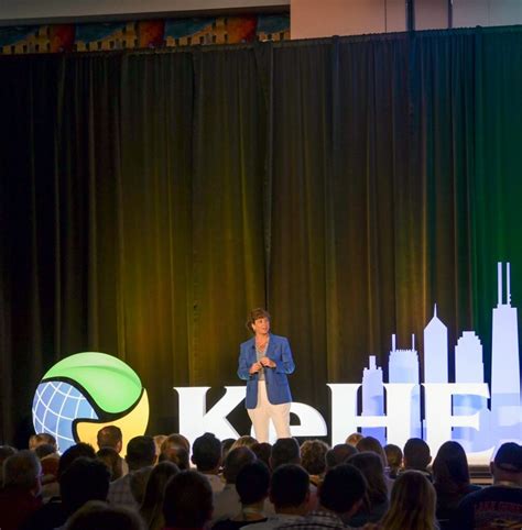 Kehe Ceo Delivers Presidents Address As Holiday Show Kickoff