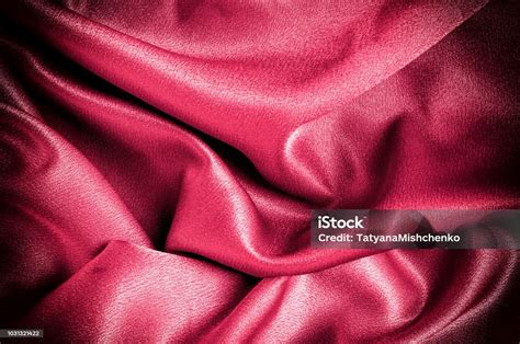 텍스처 배경입니다 템플릿입니다 실크 직물은 다채로운이 명부 작성은 절묘 한 하 고 아름 다운 빨간색으로 Dupioni 실크 직물을 혼합 크 레이프 드 Chine 돌 세척