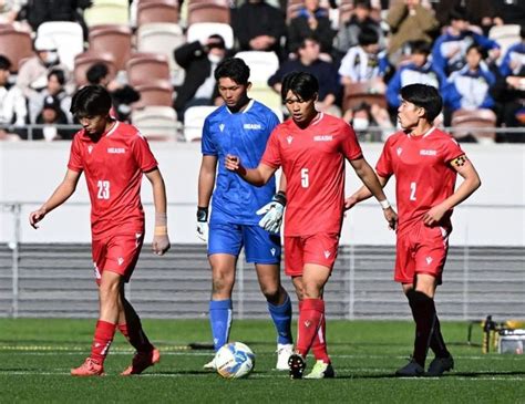 【速報】先制した東福岡、まさかの後半3失点で敗退〈全国高校サッカー選手権・準決勝〉｜【西日本新聞me】